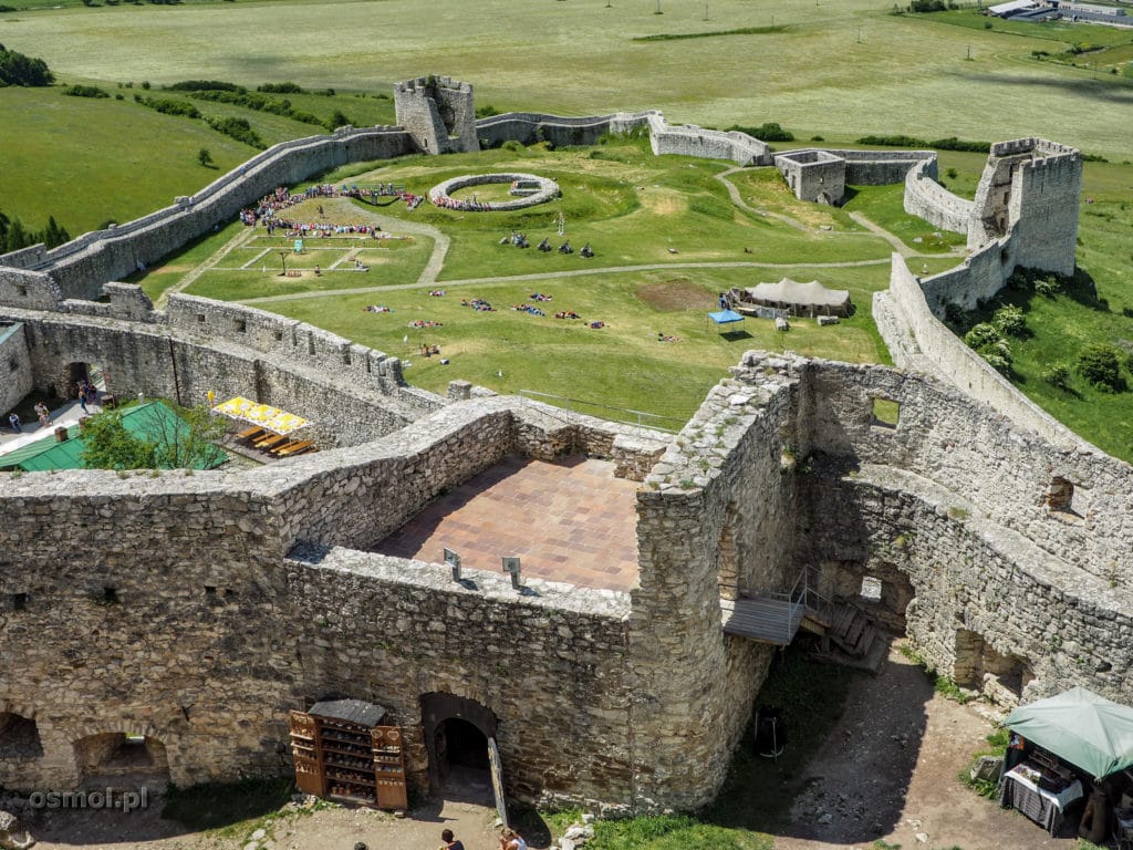 Zamek Spiski. Kamienna twierdza na Słowacji z listy UNESCO